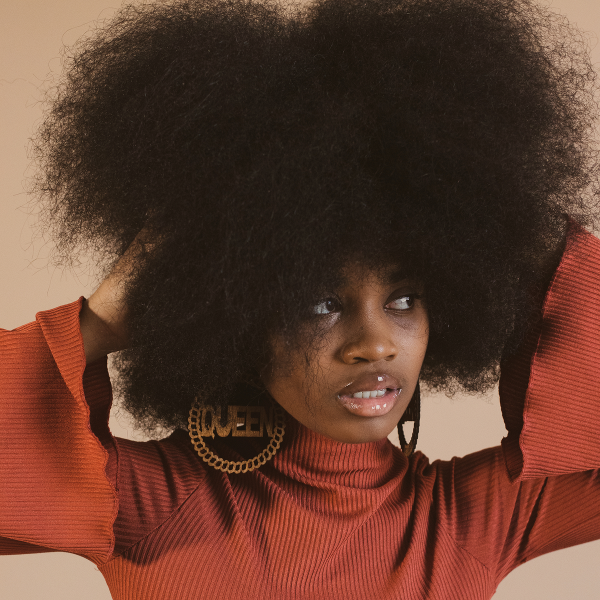 A Guide to Growing Hair Around the Edges – Eya Naturals